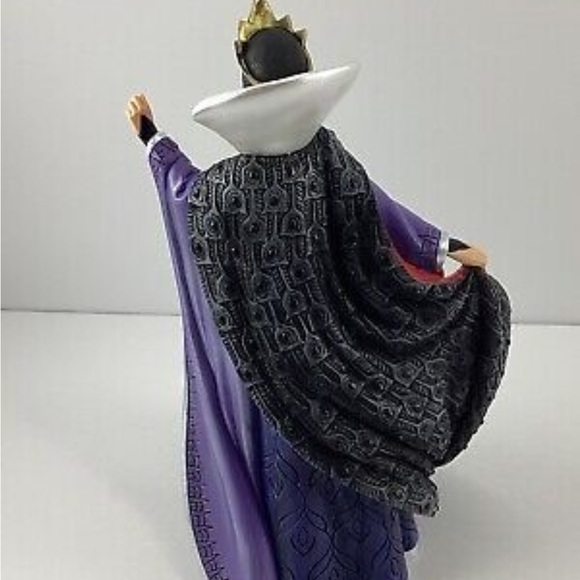 Enesco | Art | Disney Enesco Retired Evil Queen Figure | Poshmark